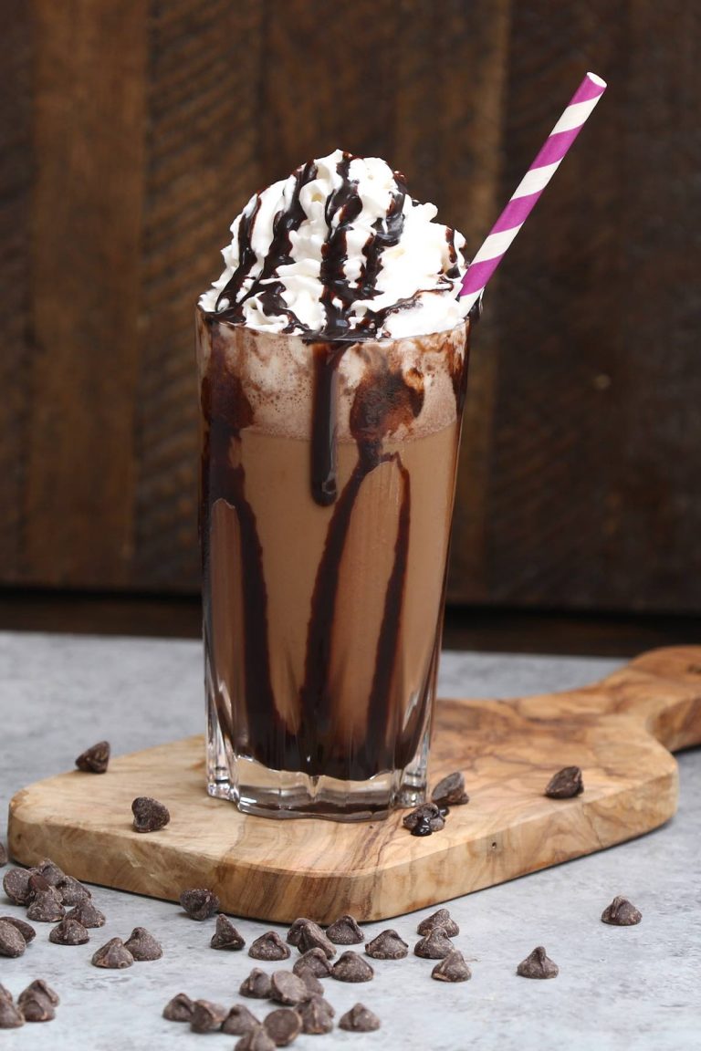 Easy Java Chip Frappuccino Recipe {Starbucks Copycat}