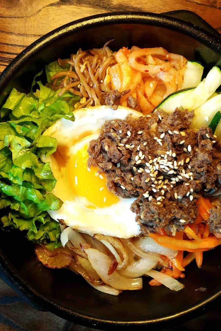 17 Easy Leftover Rice Recipes Perfect for A Quick Meal - IzzyCooking