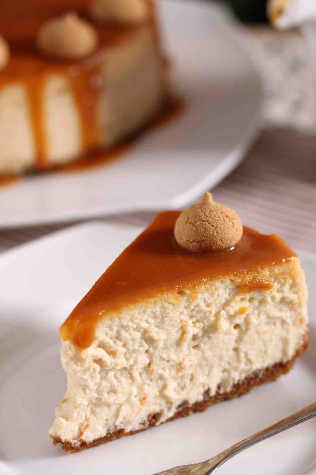 15 Easy Cheesecake Toppings to Rock Your Cheesecake - IzzyCooking