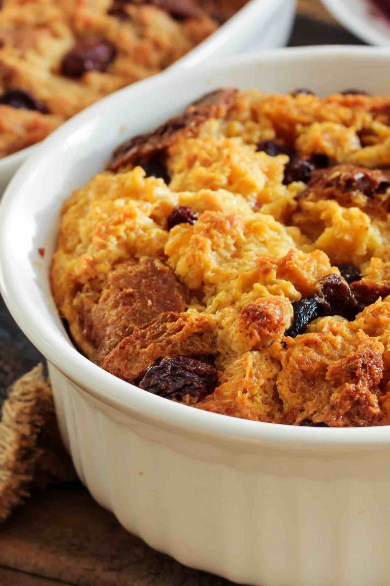 15 Traditional Irish Desserts That Are Easy To Make At Home - IzzyCooking