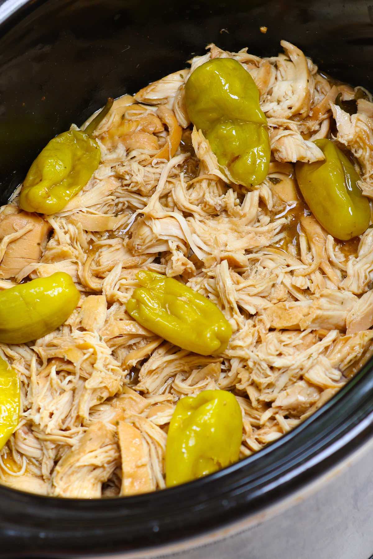 31 Best Easy Slow Cooker Chicken Recipes - IzzyCooking