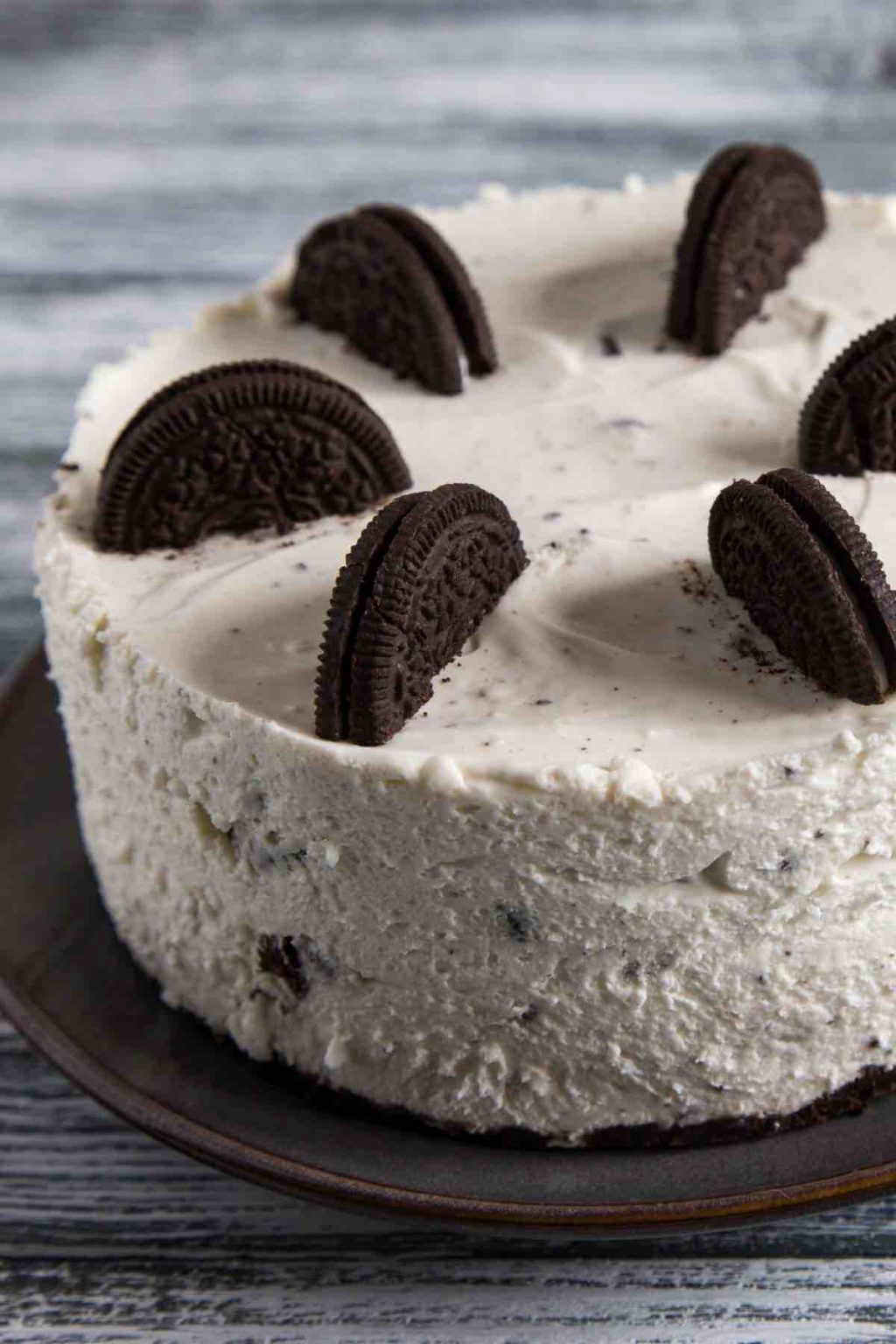 15 Easy Cheesecake Toppings to Rock Your Cheesecake - IzzyCooking