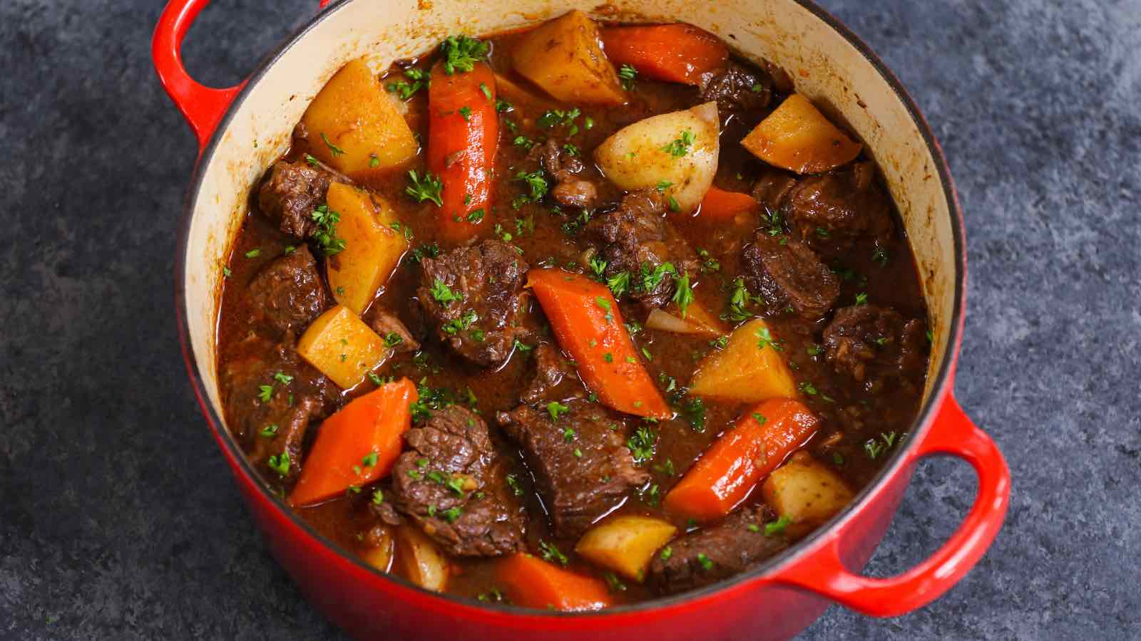 24 Best Dutch Oven Recipes That Are Easy To Make IzzyCooking