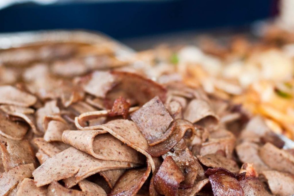 Easy Greek Gyro Sandwich with Tzatziki Sauce - IzzyCooking