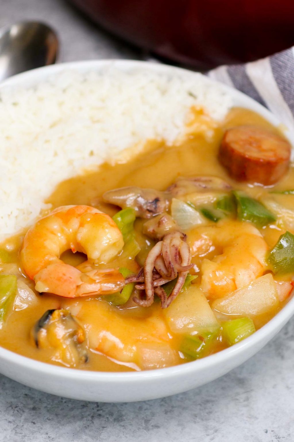 Authentic Louisiana Seafood Gumbo - IzzyCooking