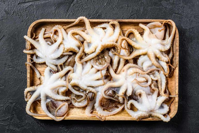 Easy Crispy Fried Baby Octopus Recipe - IzzyCooking