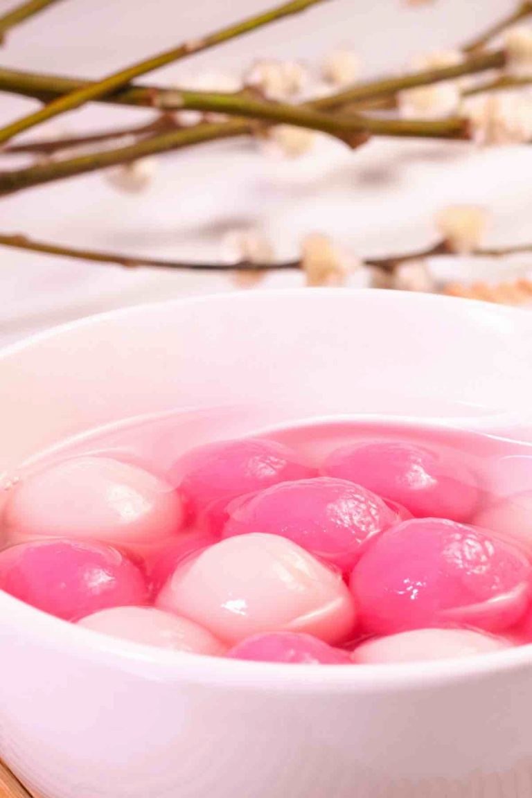 22 Traditional Chinese Desserts That Are Easy to Make - IzzyCooking