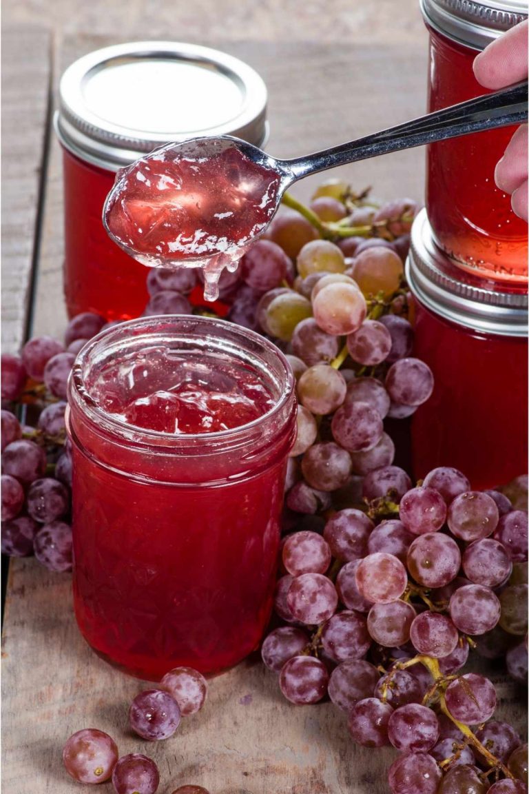 19 Easy Grape Recipes You Won’t Be Able To Resist - IzzyCooking