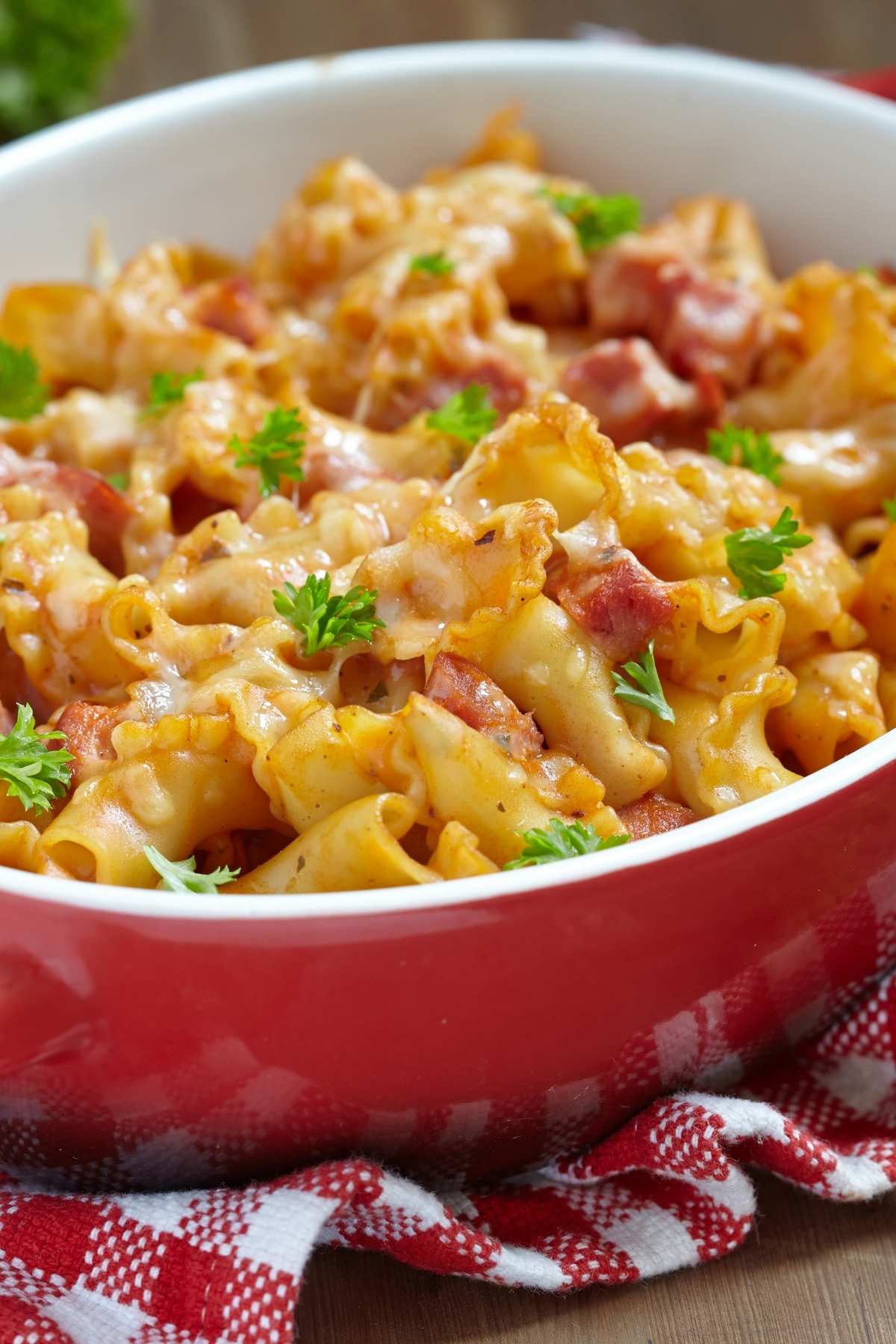 21 Easy Ham Recipes for Dinner (The Best Way to Use Leftover Ham ...