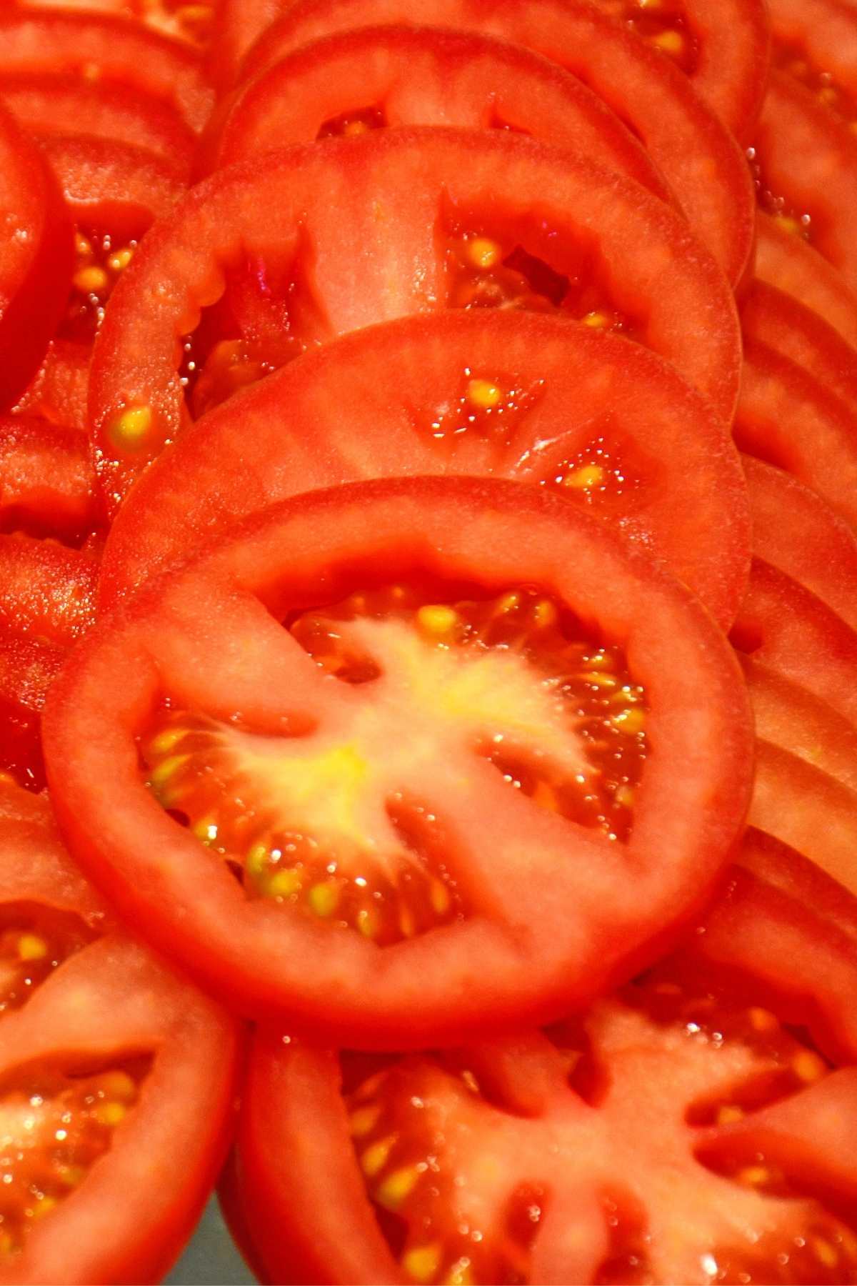 32 Best Salad Toppings (Popular Salad Ingredients) - IzzyCooking