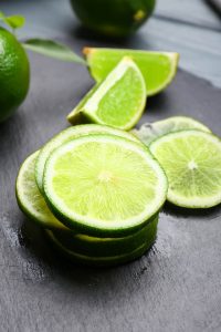 Lime vs Lemon (Differences, Tastes, Nutrition, Benefits, and More ...