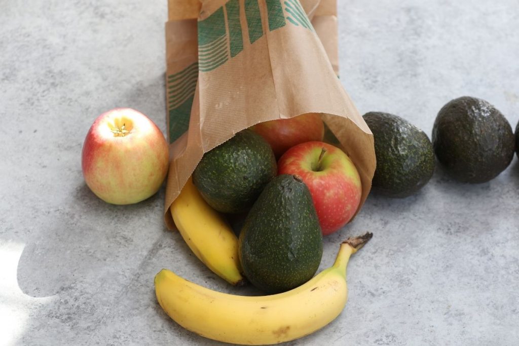 How to Ripen Avocados Quickly (4 Easy Methods) - IzzyCooking