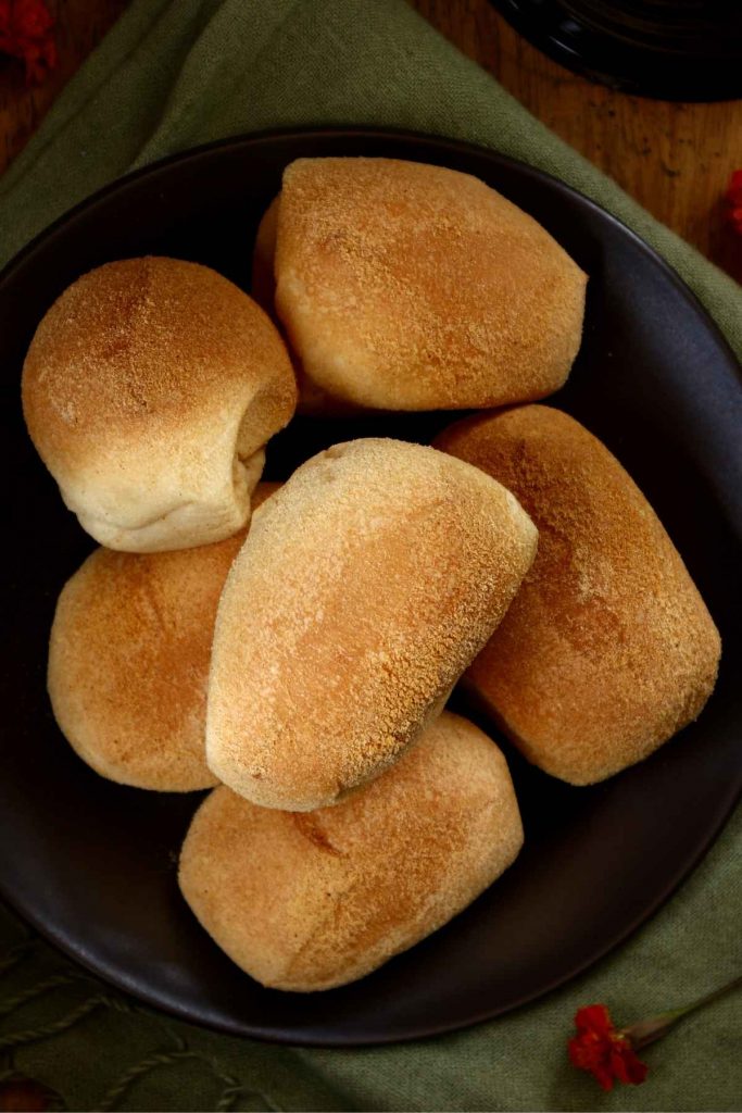 27 Easy Filipino Recipes (Best Filipino Food) - IzzyCooking