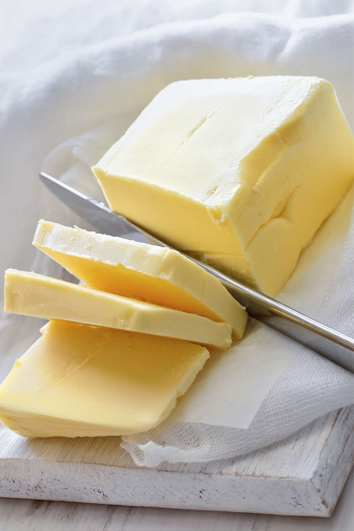 20 Best Bagel Toppings - IzzyCooking