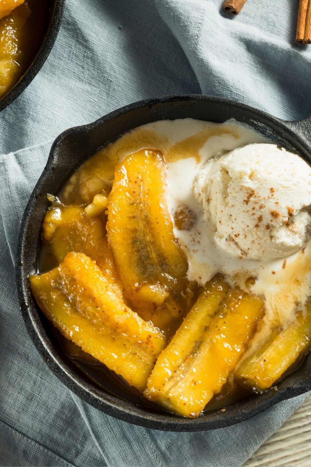 12 Traditional Texas Desserts - IzzyCooking