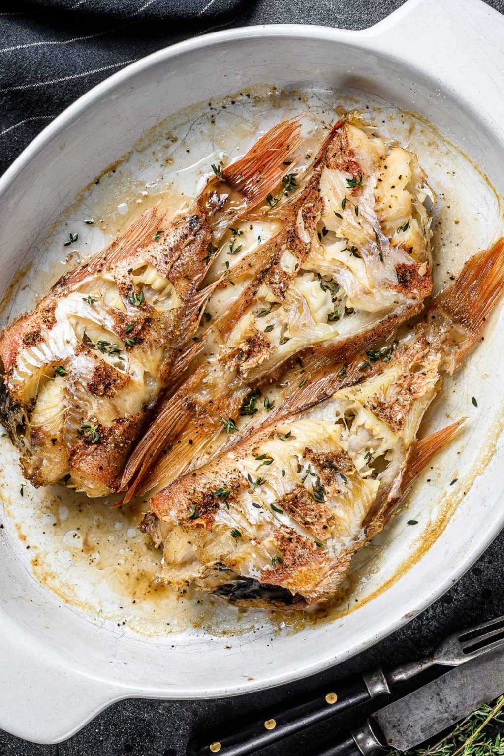 Baked Lemon Garlic Red Snapper - IzzyCooking