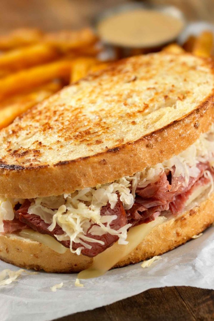 7 Best Corned Beef Sandwich Recipes - IzzyCooking