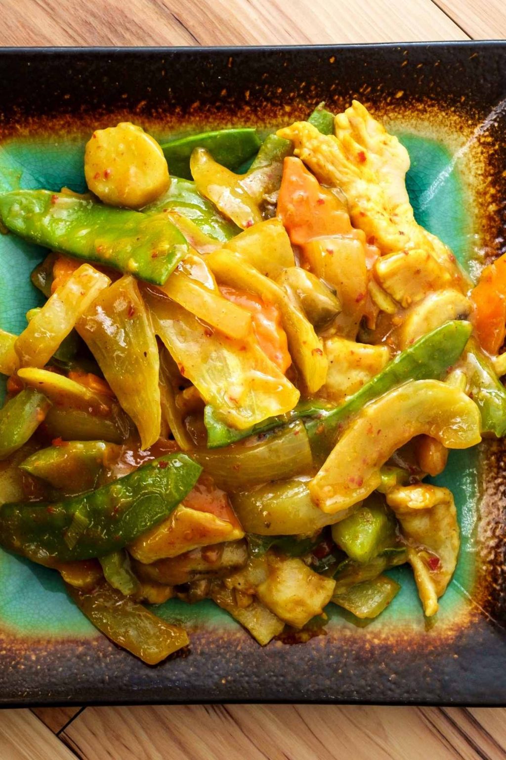 Chinese Curry Chicken - IzzyCooking