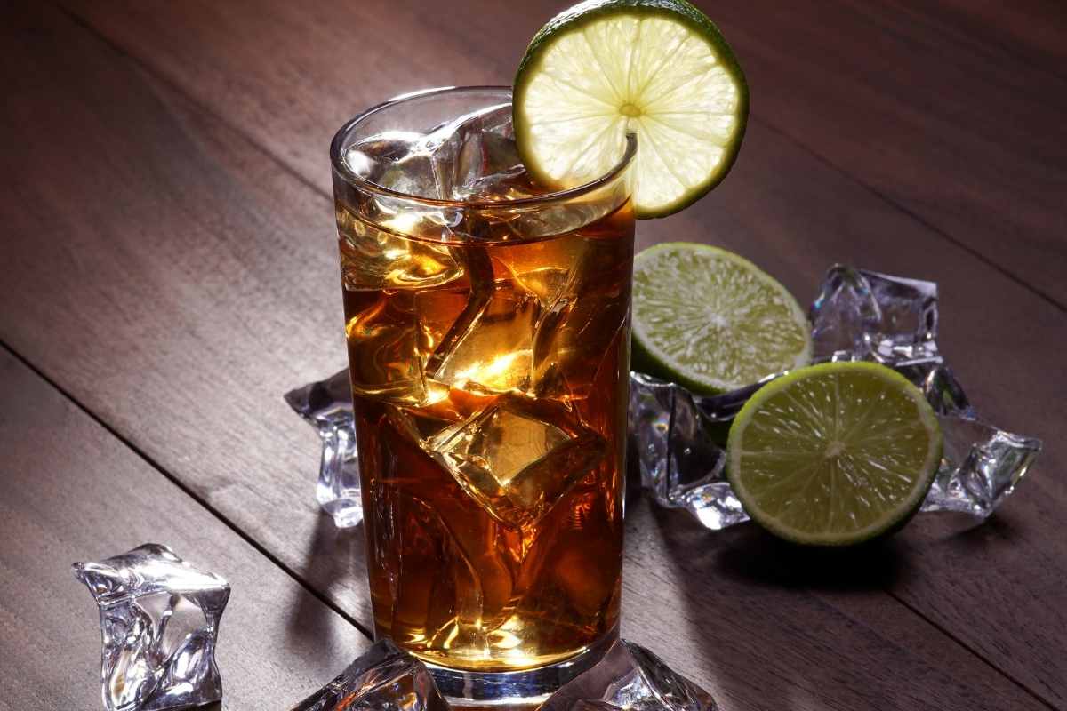 Long Island Iced Tea - IzzyCooking