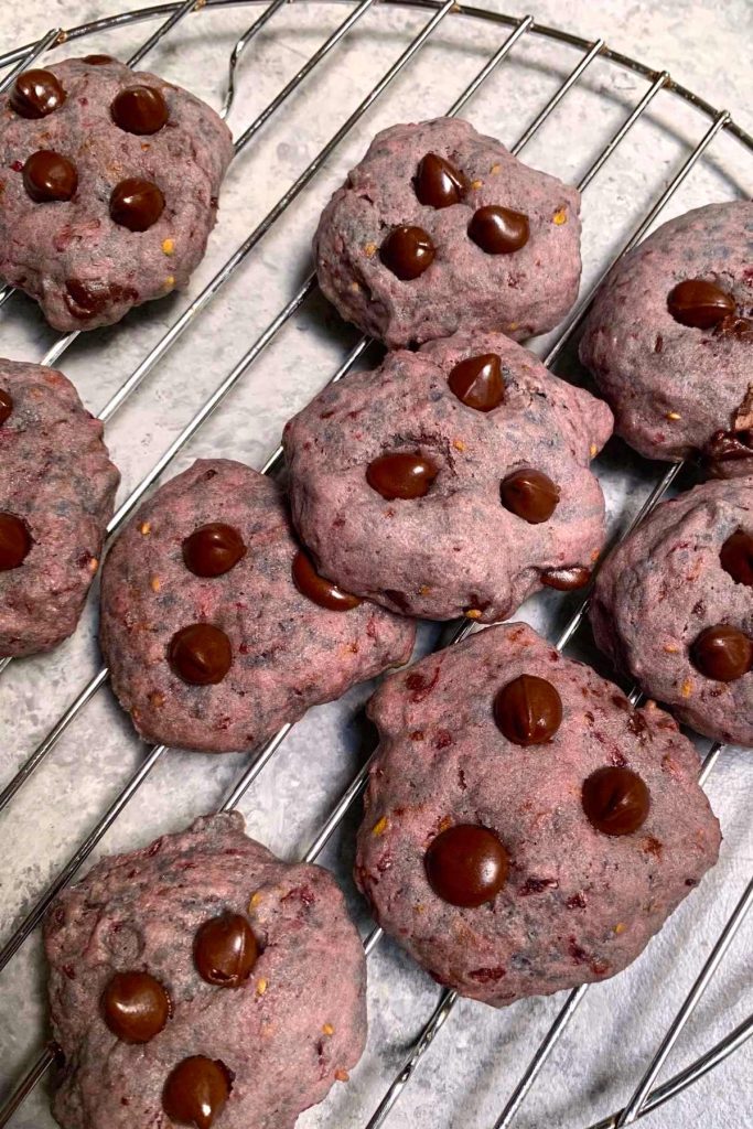 Perfect Blackberry Cookies - IzzyCooking