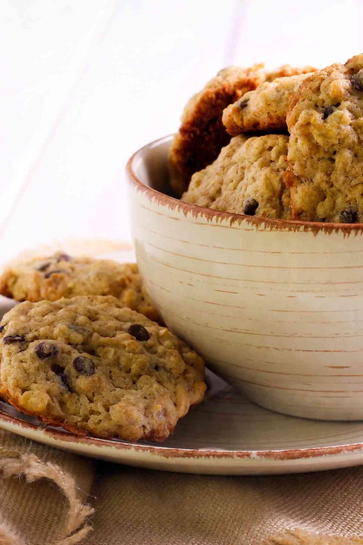 Best Keto Cookies Recipes (Easy and Low Carb) - IzzyCooking