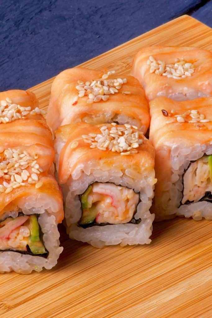 Alaska Roll Sushi - IzzyCooking