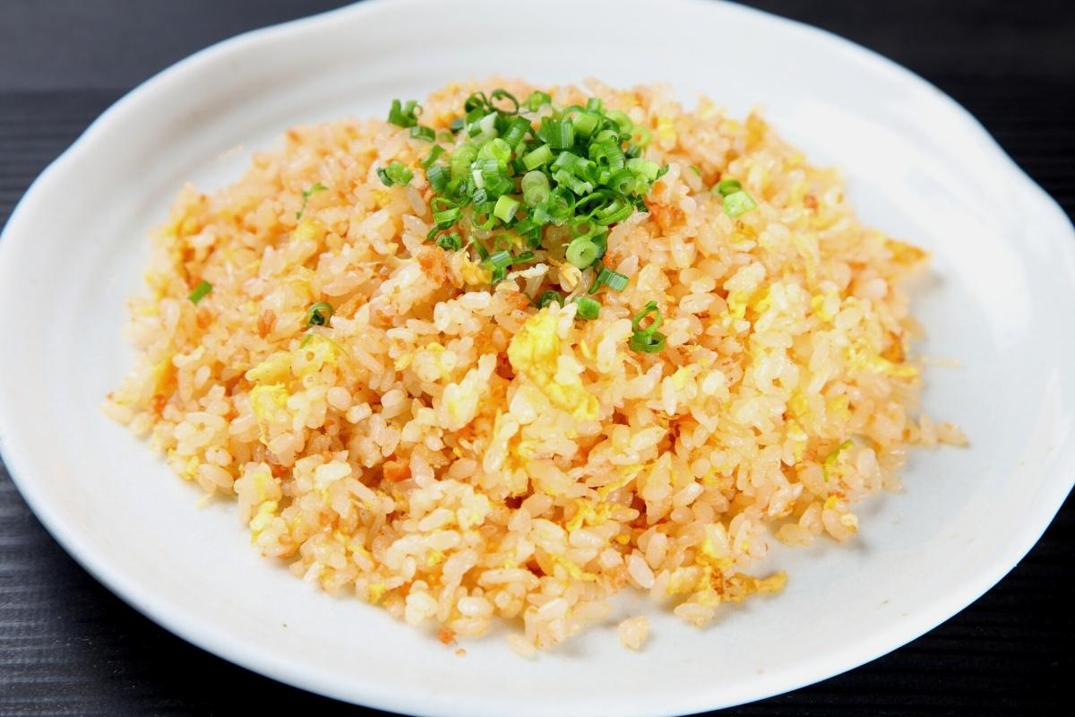 Hibachi Fried Rice - IzzyCooking