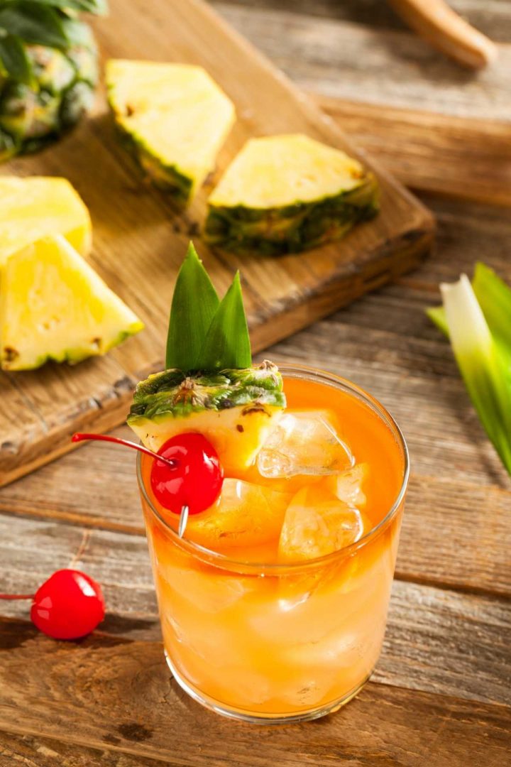Mai Tai Cocktail - IzzyCooking