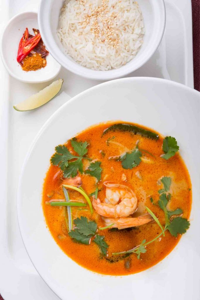 Easy Shrimp Soup - IzzyCooking