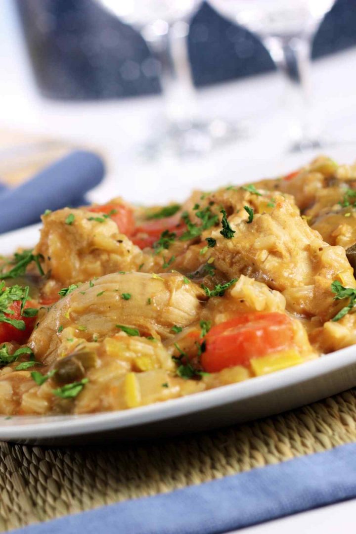 26 Easiest Dump And Go Slow Cooker Recipes - IzzyCooking