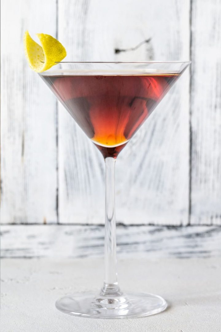 36 Upscale Drinks and Fancy Cocktails to Impress Your Friends - IzzyCooking