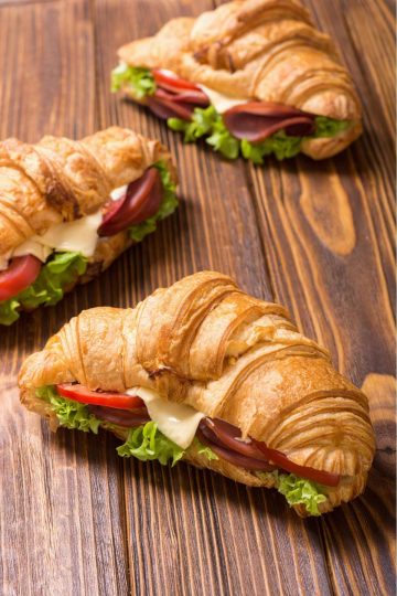 16 Easy Croissant Sandwich Recipes - IzzyCooking