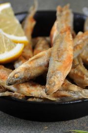 Easy Crispy Fried Smelt Fish Recipe - IzzyCooking