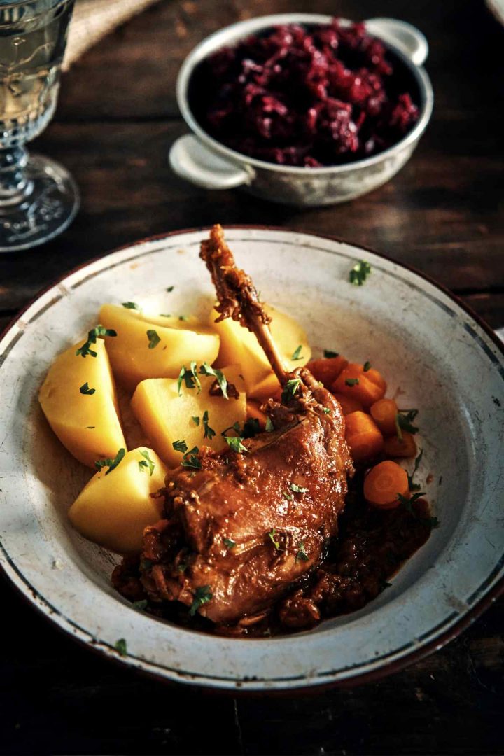 Best Rabbit Recipes That Are Easy To Make - IzzyCooking