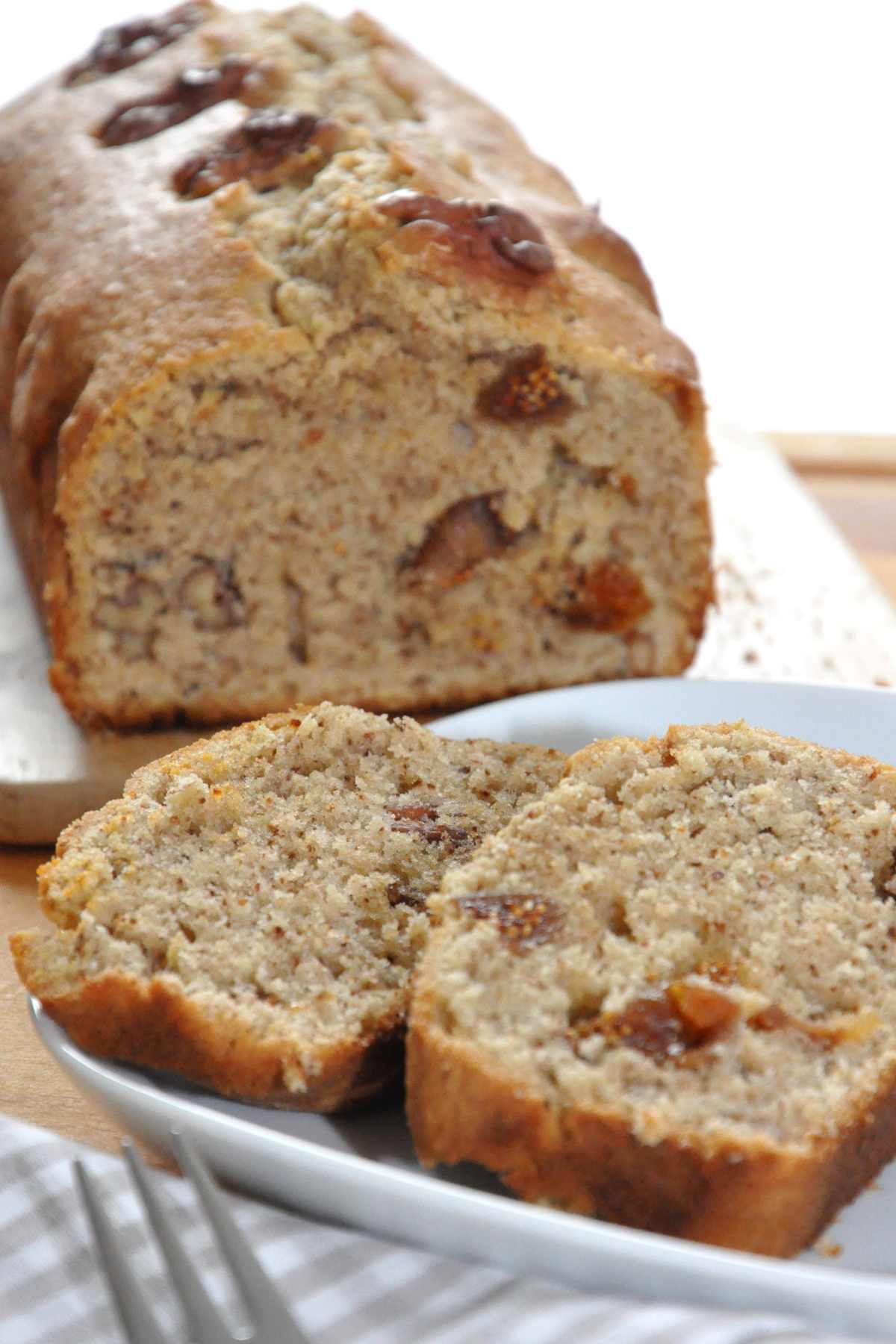 11 Best Dried Fig Recipes - IzzyCooking