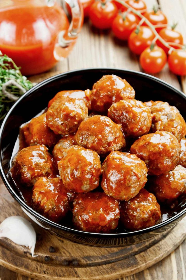 What to Make with Frozen Meatballs (+ Easy Recipes) - IzzyCooking