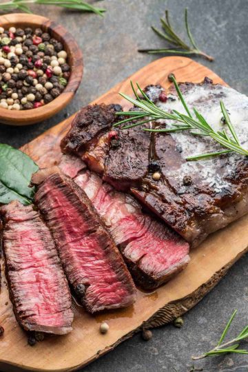Beef Medium Rare Temp (What Temperature is Medium Rare Beef?) - IzzyCooking