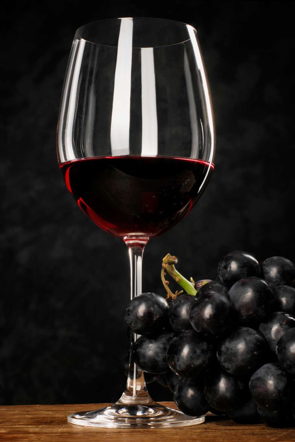 Carbs in Red Wine and Is Red Wine Keto - IzzyCooking