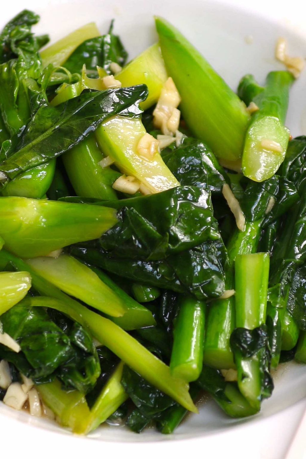 10-Minute Chinese Broccoli Stir Fry in Garlic Sauce