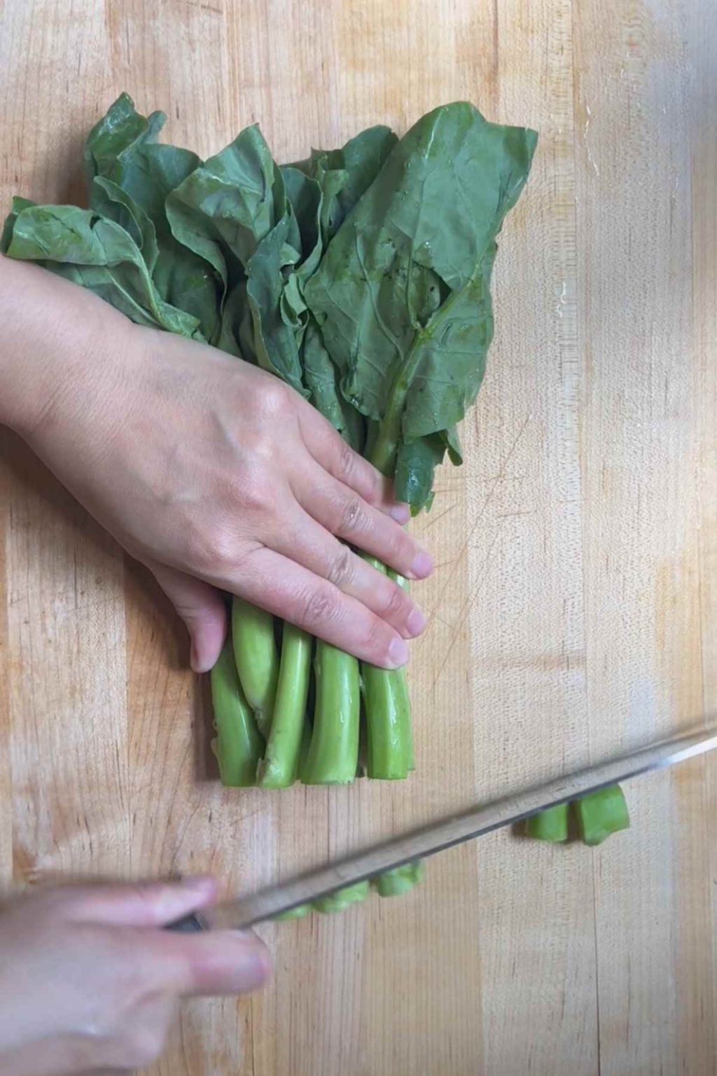 10-Minute Chinese Broccoli Stir Fry in Garlic Sauce