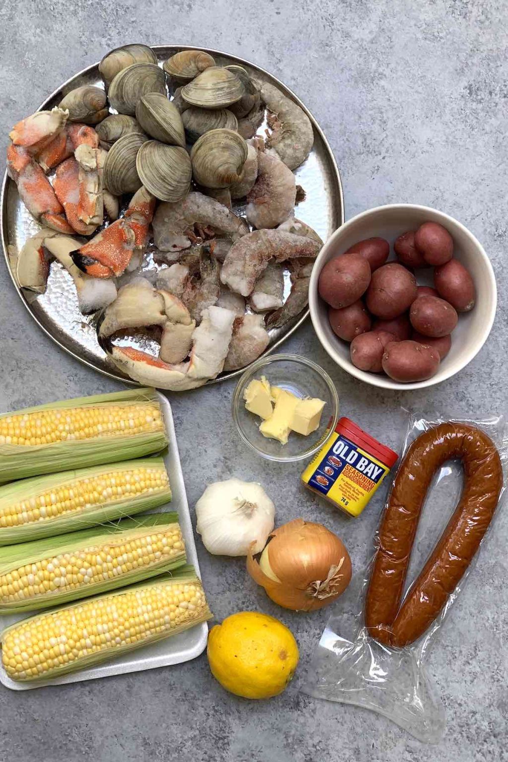Easy Cajun Seafood Boil (30 Minutes!) - IzzyCooking